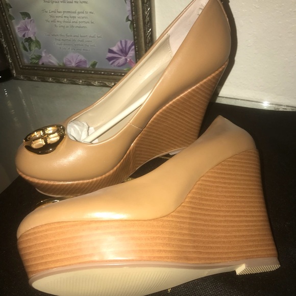 IMAN | Shoes | Iman Camel Stiletto Gold Logo Platform Wedge Heels ...